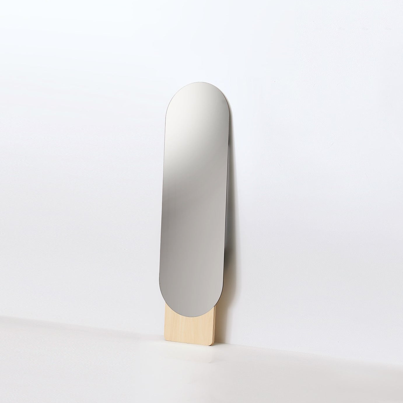 MOHEIM Standing Mirror – Tonari shop